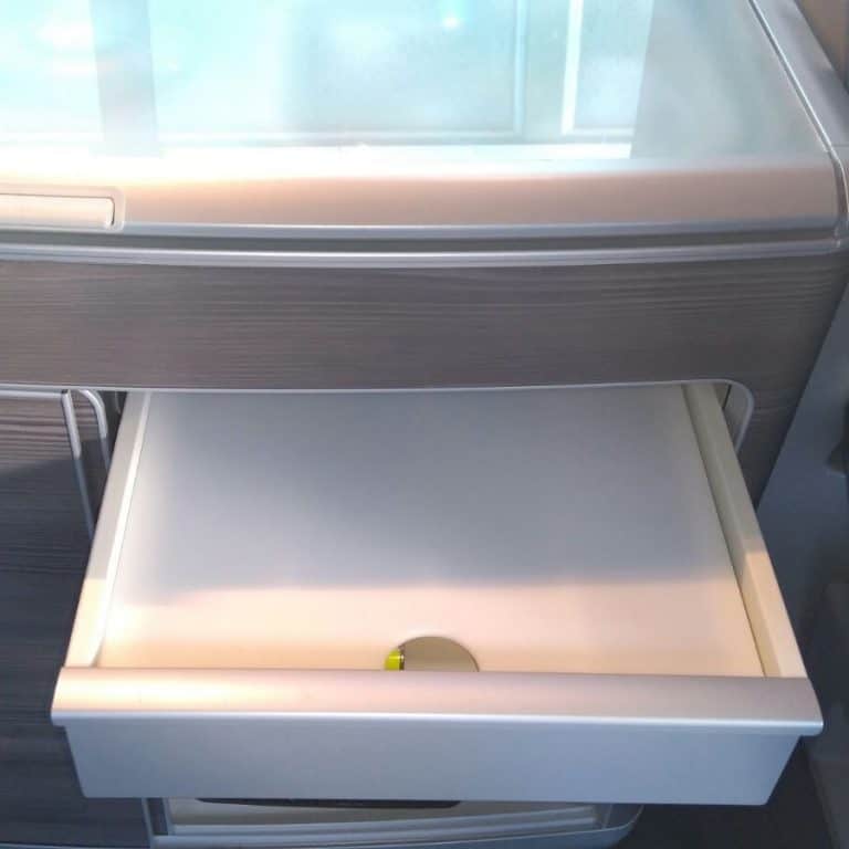 Removable Shelf Insert for Cutlery Drawer